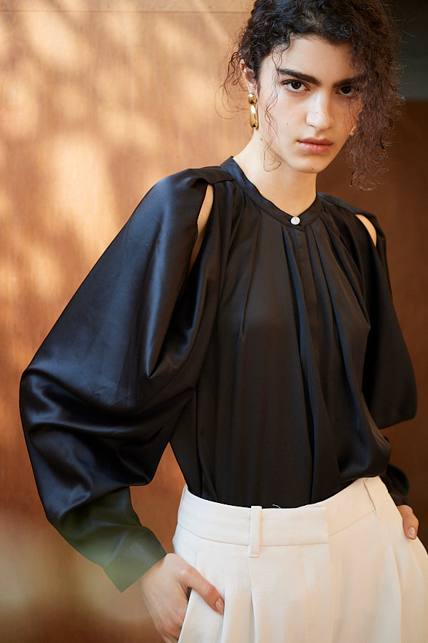 Alia Satin Blouse -BLK- – Estella.K
